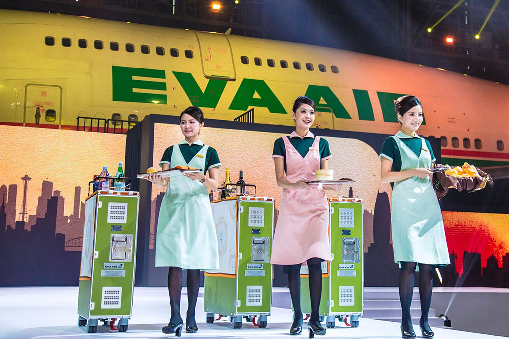 Új formaruhákat mutatott be az EVA Air