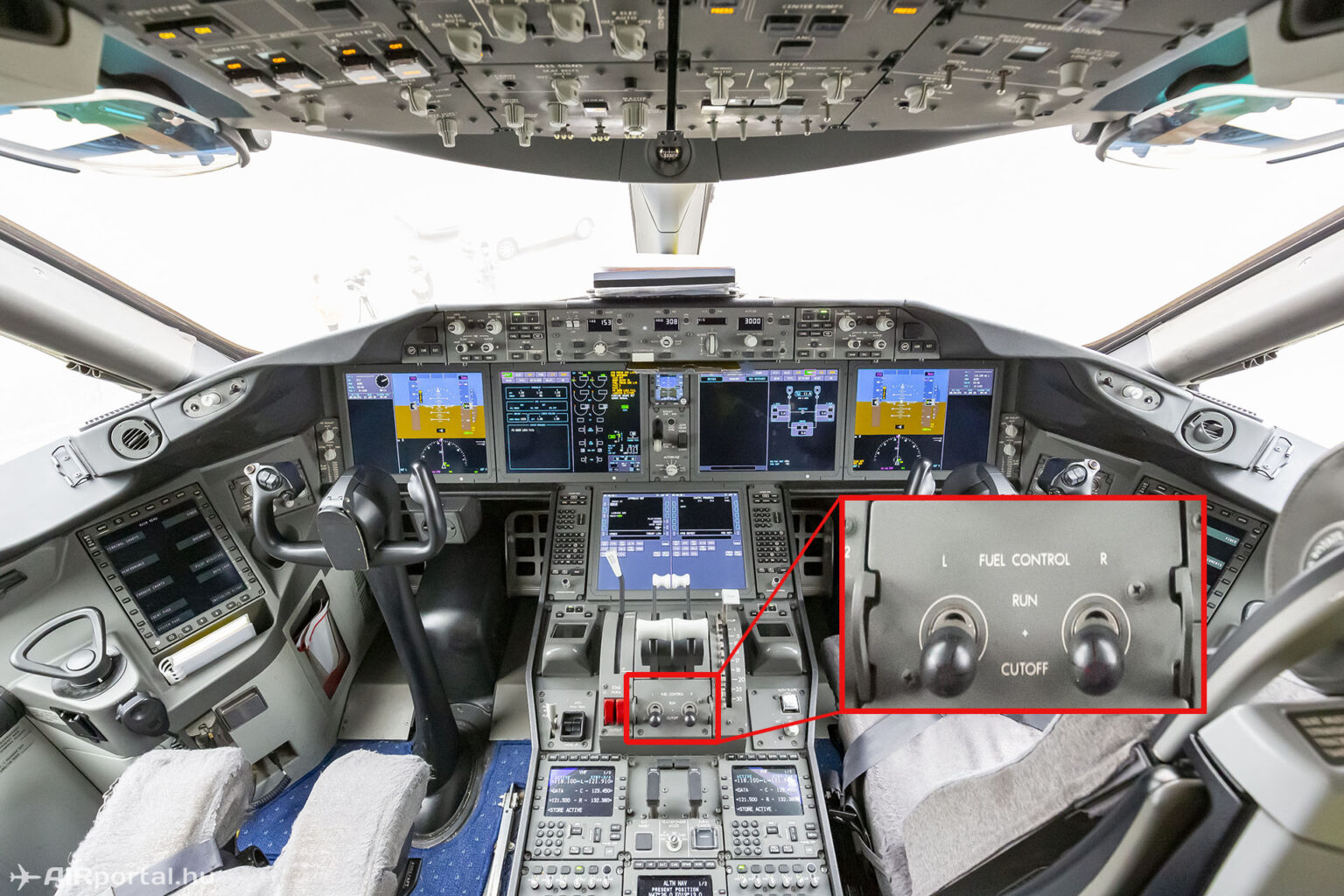 A szerencsétlenül járt Air India 787-es mindkét hajtóműve ...